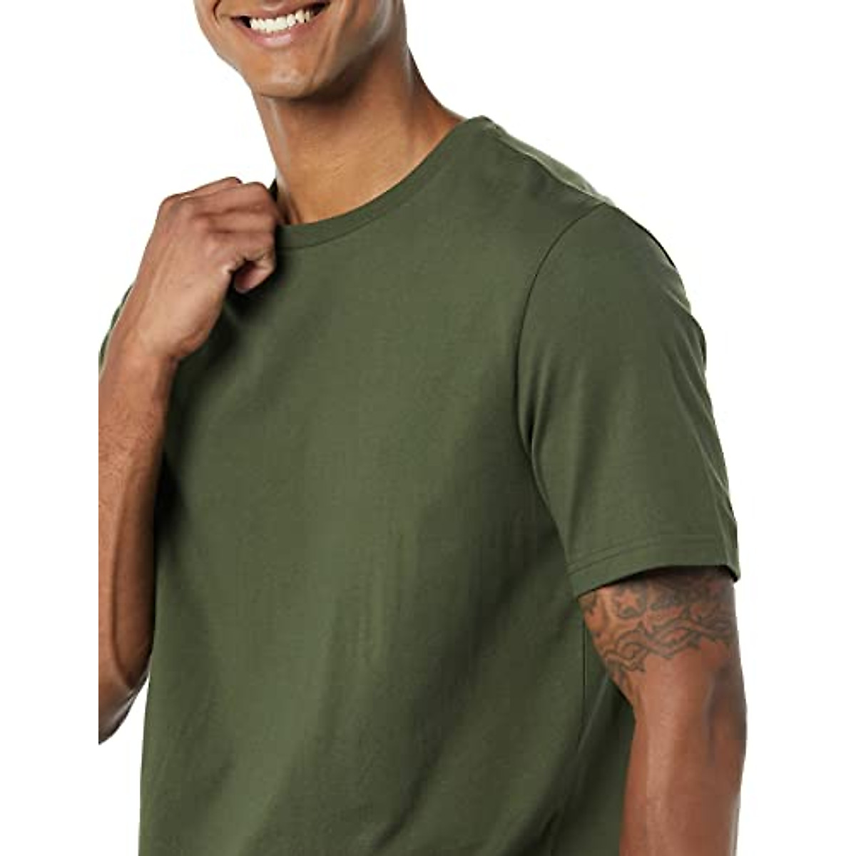 Amazon Essentials Men's Regular-Fit Short-Sleeve Crewneck Pocket T-Shirt, Pack of 2, Black/Olive, Large