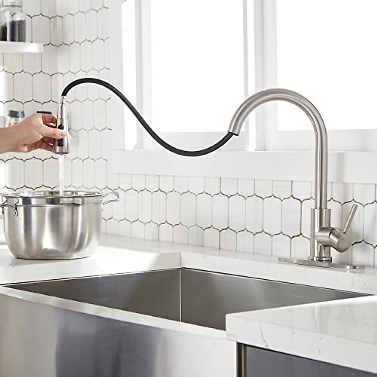 VAPSINT High Arc Single Handle Brushed Nickel Kitchen Faucet with Pull Down Sprayer,Commercial Modern Stainless Steel Kitchen Sink Faucet,Deck Mount Single Hole Pull Out Faucet for Kitchen Sink