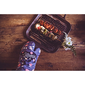 Mama Bear Oven Mitt Cute Mothers Day Cooking Baking Graphic Kitchen Accessories Funny Graphic Kitchenwear Mother's Day Funny Animal Novelty Cookware Purple Oven Mitt