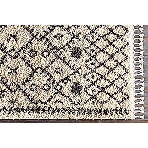 Mark&Day Area Rugs, 5x7 Macolm Bohemian/Global Charcoal Area Rug, Beige/Black/Cream Carpet for Living Room, Bedroom or Kitchen (5'3" x 7'3")