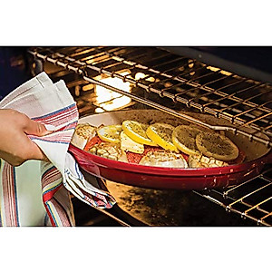 Le Creuset Enamel Cast Iron Signature Oval Baker, 3 quart, Cerise (Cherry Red)