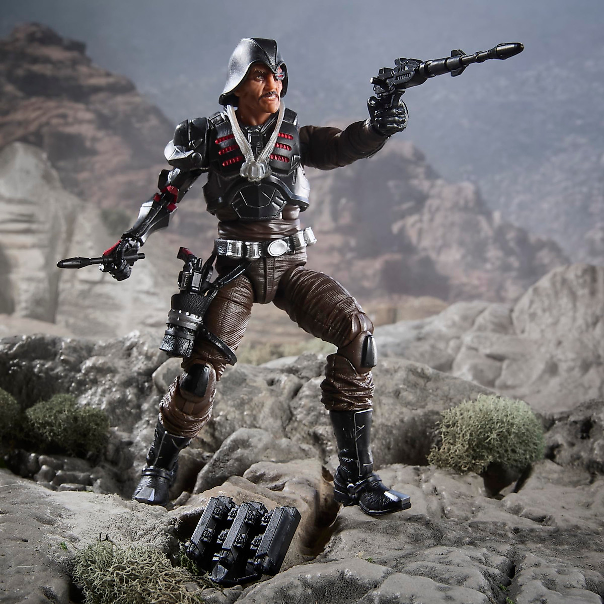 G.I. Joe Classified Series #166, Major Bludd, Collectible 6 Inch Action Figure with 7 Accessories