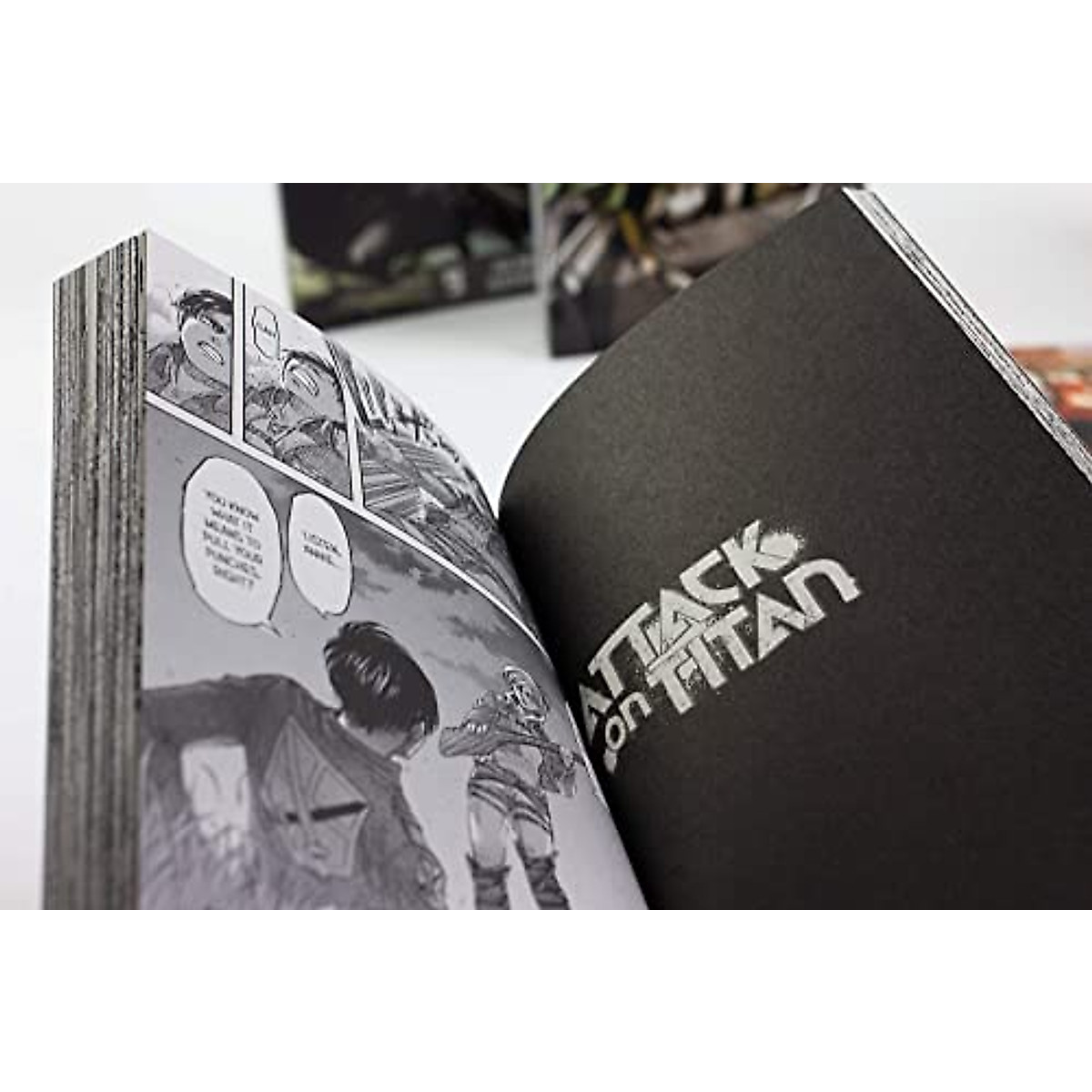 Attack on Titan Season 2 Manga Box Set (Attack on Titan Manga Box Sets)