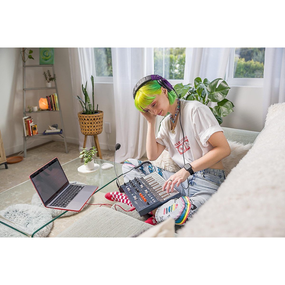 Arturia MicroFreak Synth and Gooseneck Mic Bundle