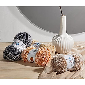 YUYOYE Super Soft Fluffy Fur Yarn for Crochet and Knitting, Faux Fur Thick & Quick Bulky Yarn (700-Ginger)