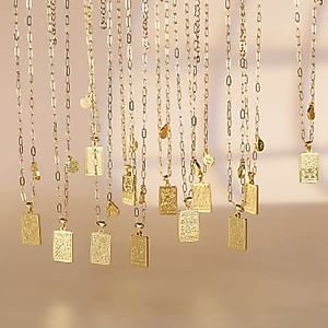 STORUP Taurus Gifts for Women - Retro Gold Taurus Necklace Tarot Card Pendant Taurus Horoscope Necklaces Gift Jewelry for Women (Taurus)