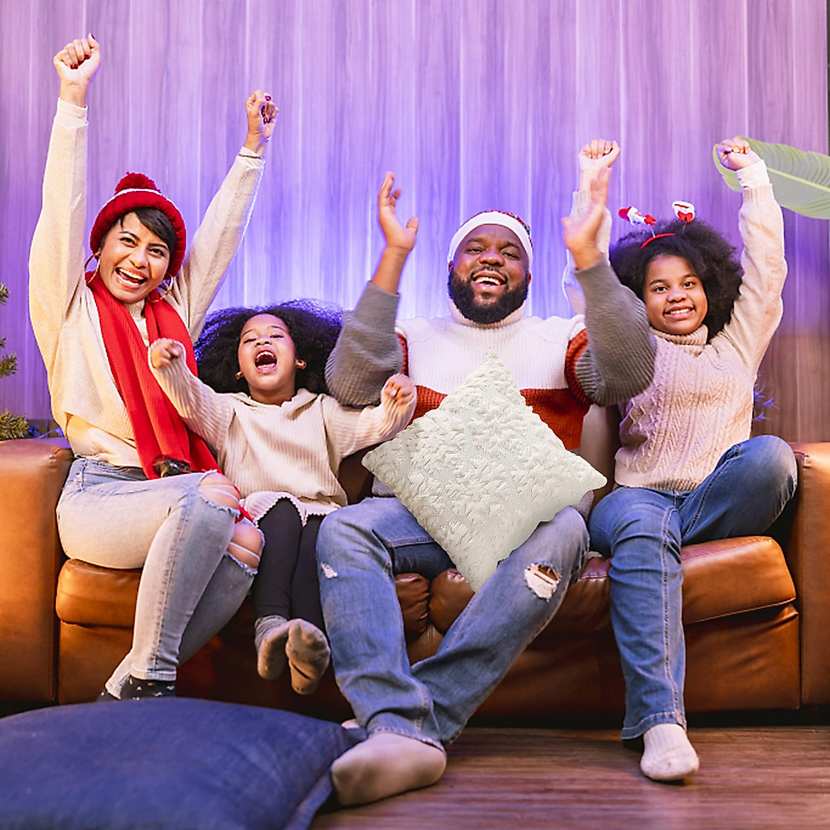 Scceatti Christmas Throw Pillow Covers with Zipper 18x18 Inch Square Farmhouse Pillow Cover Aesthetic Toss Theme New Pillowcases Protector for Couch Sofa Bed Living Room Home Decorations Gifts Decor