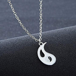 MileHouse Fine Necklace for Girls,2Pcs/Set Best Friends Tai Chi Yin Yang Hollow Pendant Split Matching Necklace