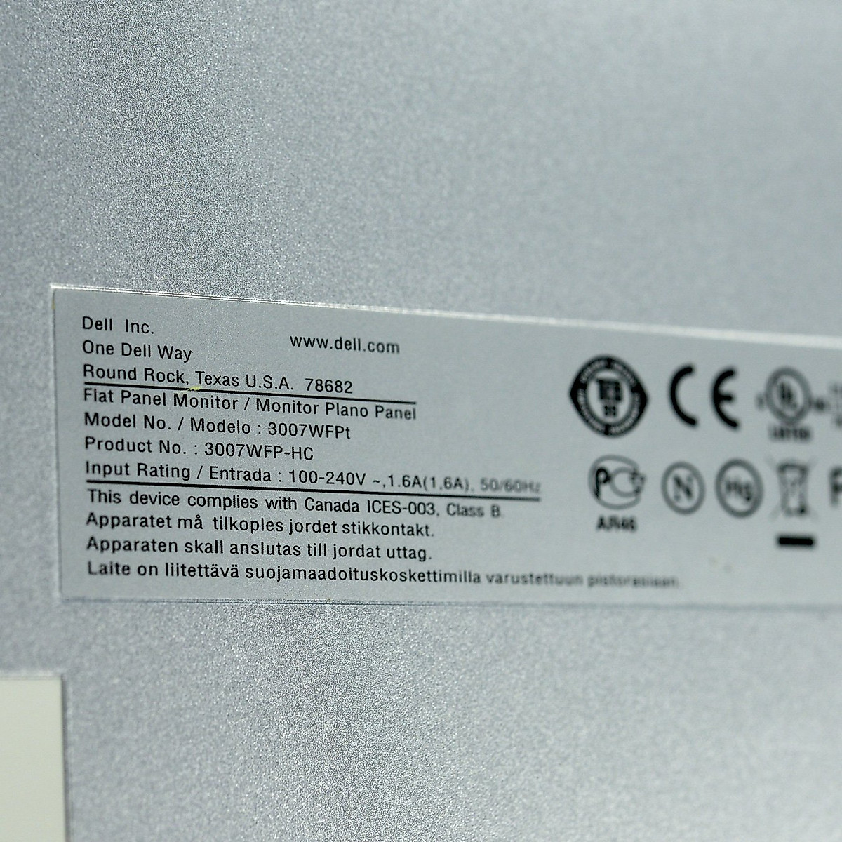 Dell UltraSharp 3007WFP-HC 30-inch WideScreen Flat Panel Monitor