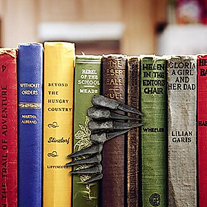 wastreake Thriller Demon Hand Bookmark, Fashionable Devil's Hand Resin Bookmark Horror Halloween Bookmark The Best Gift for Friends Family Book Friends