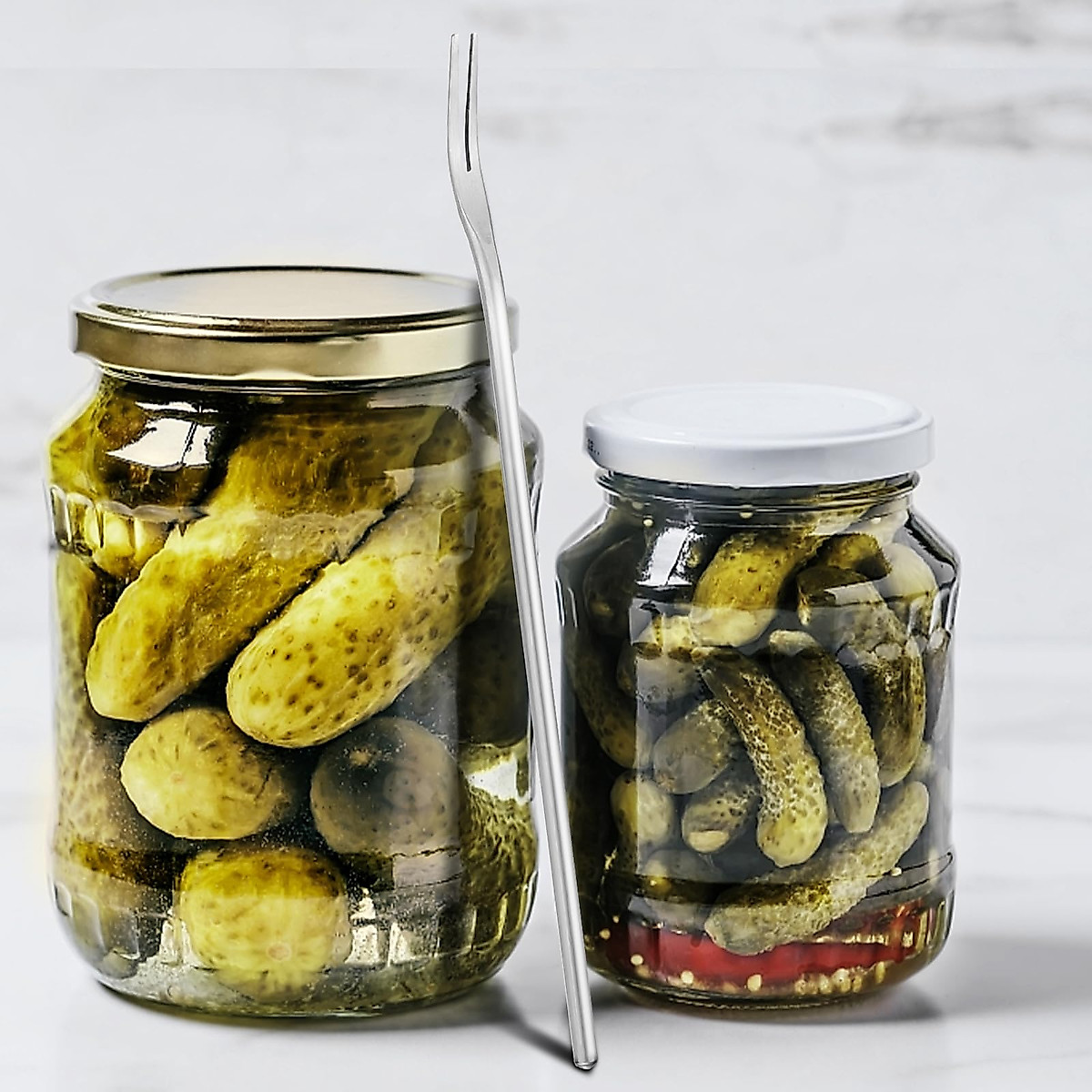 Beatcreat Pickle Forks,8.66 Inch Long Handled Olive Forks,18/8 Stainless Steel Long Handle Salad Forks, Cocktail Forks,Dessert Forks,Fruit Forks,Pickle Grabber, Appetizer Forks,4 Pack