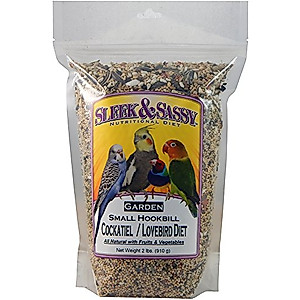 Garden Small Hookbill Bird Food for Cockatiels, Lovebirds, Quaker Parrots & Small Conures (2 lbs.)