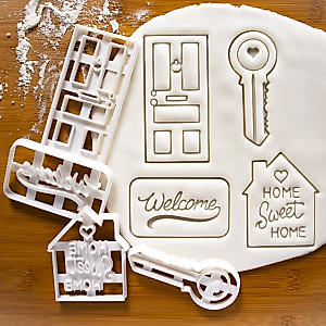 Set of 4 Housewarming cookie cutters (Home Sweet Home, House Door, House Key, and Welcome Mat), 4 pieces - Bakerlogy