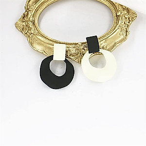 MIGUO STORE Unique Charm Black White Contrast Asymmetric Geometric Circle Earrings Personalized Fashion Hollow Sparkly Earrings for Women Gift (Black White Earrings)