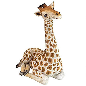 Design Toscano Zari The Resting Giraffe Statue: Medium