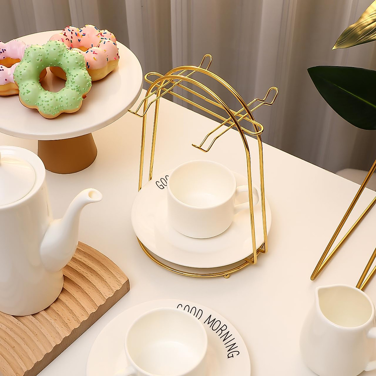 jojofuny Golden Metal Tea Mugs Display Stand 4 Hook European Style Cups Holder Tree Wrought Iron Saucer Organizer Rack for Coffee Home Jewelry Entryway Key Bar Accessories