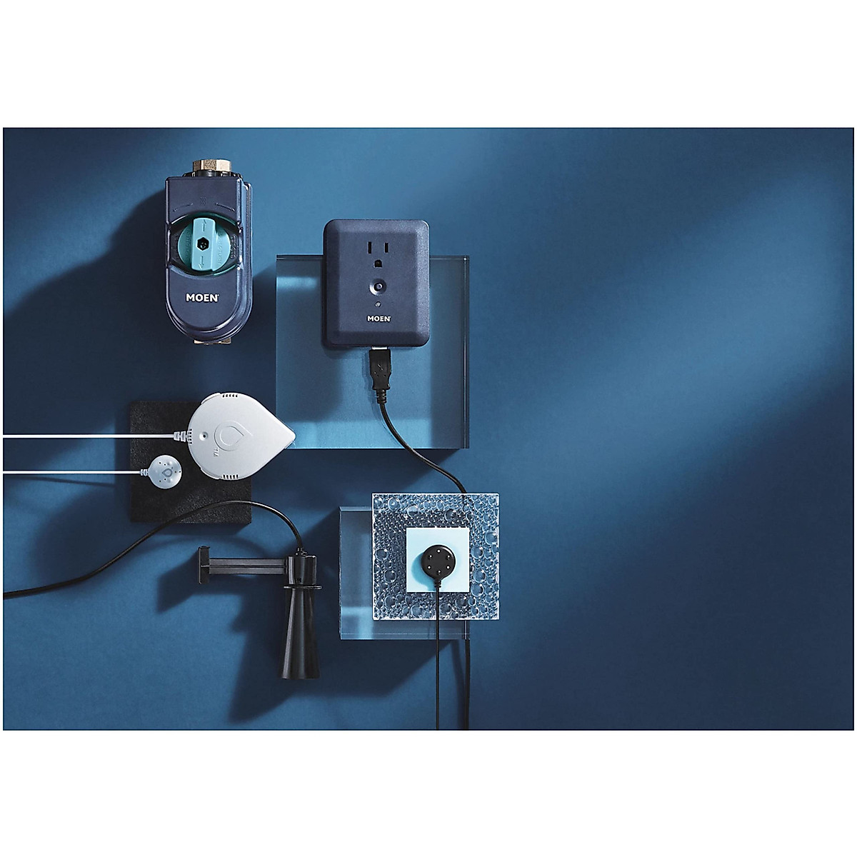 Moen Flo Smart Water Leak Detector, Water Sensor Alarm for Home, 1-Pack, White, 920-004