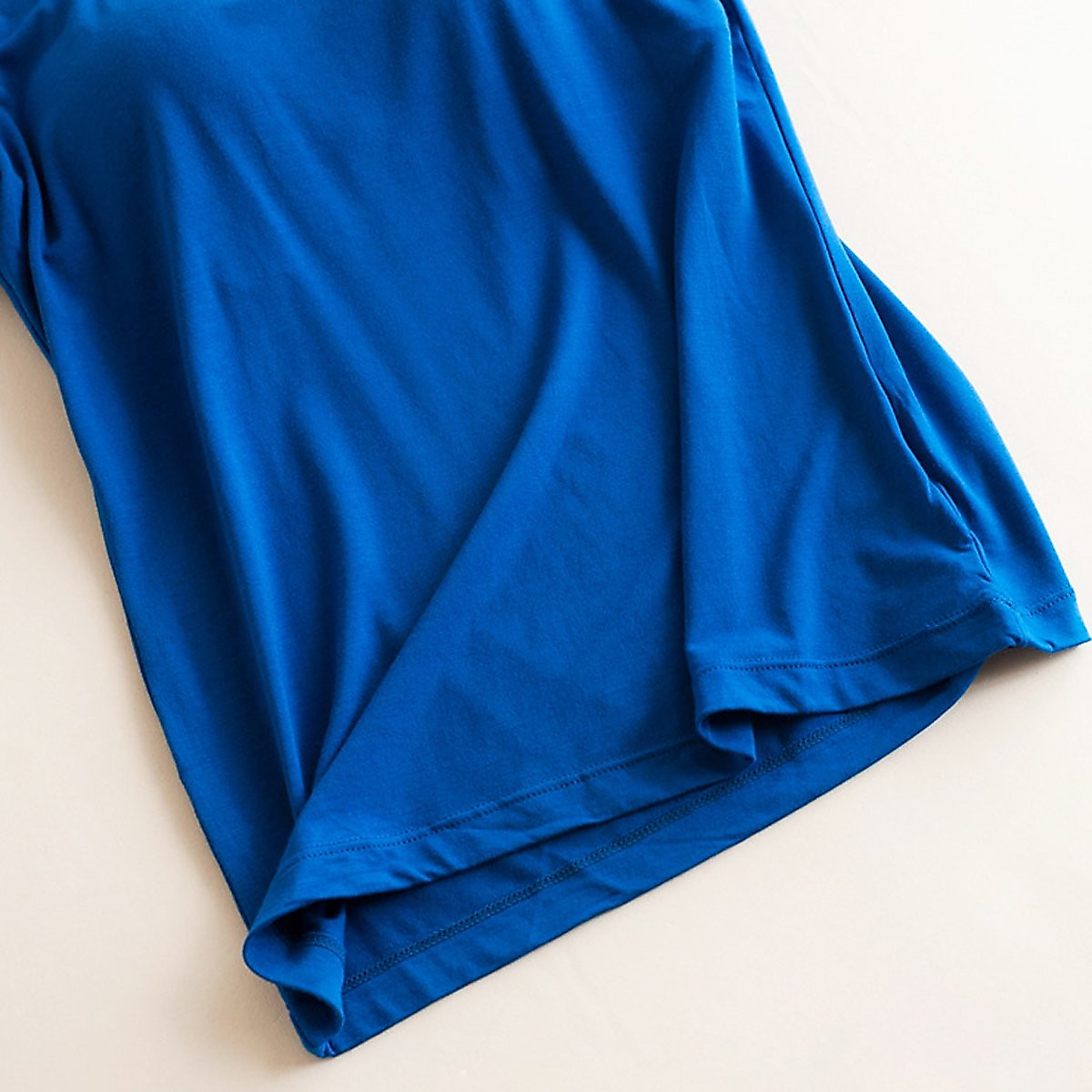 Women's Camisole Built-in Shelf Padded Bra Cami Top 3 Pack, M(Black, Maroon, White)