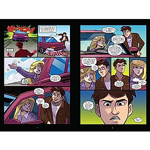 The Fourth Closet: Five Nights at Freddy’s (Five Nights at Freddy’s Graphic Novel #3) (Five Nights at Freddy's Graphic Novels)