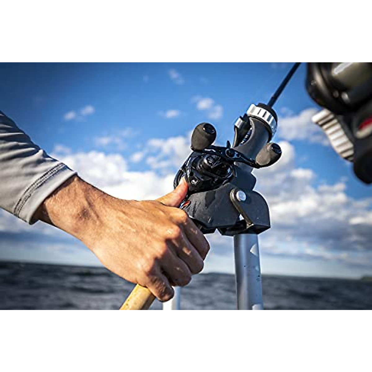 Abu Garcia Max DLC Low Profile Baitcast Fishing Reel, Black