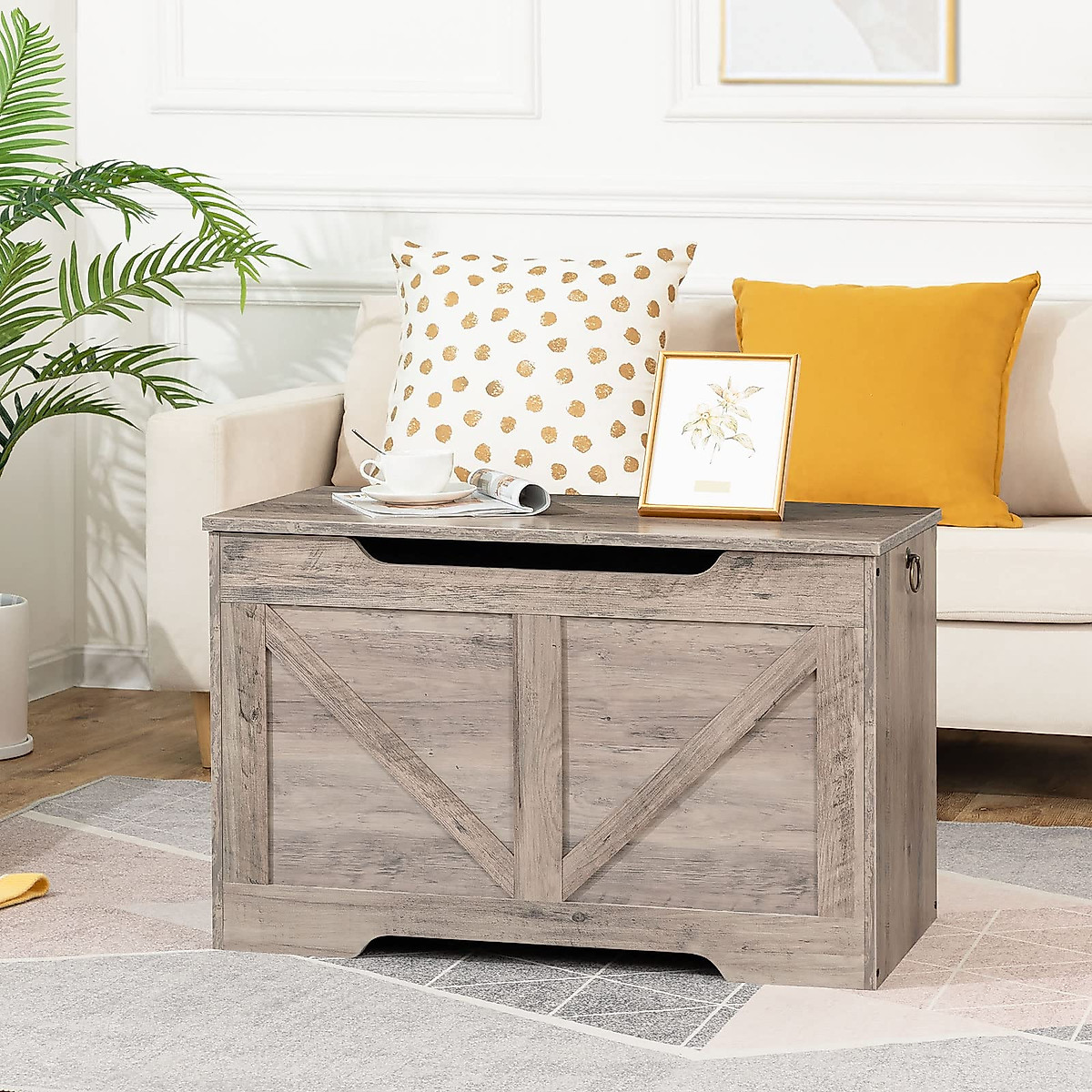 HOOBRO Storage Bench, 29.5” Retro Wooden Storage Chest with U-Shaped Cut-Out Pull, Safety Hinge, Supports 220 lb and Easy Assembly for Toy Box Organizer (Greige) BG77CW01