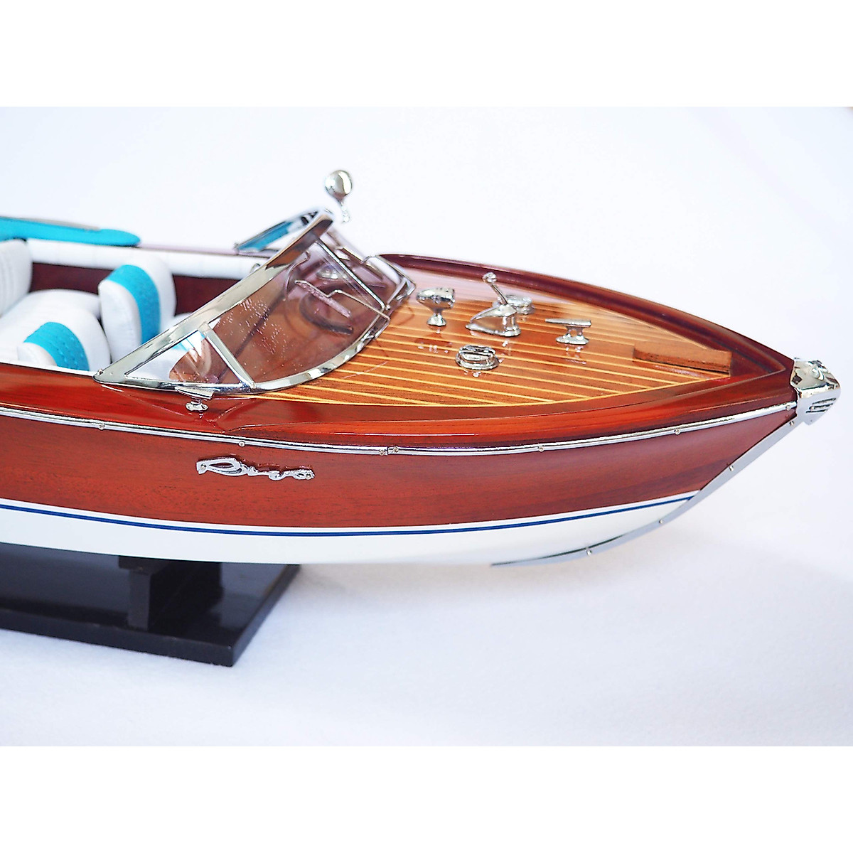 Riva AQUARAMA Wood Boat Model 21" (53 cm) Fully Assembled
