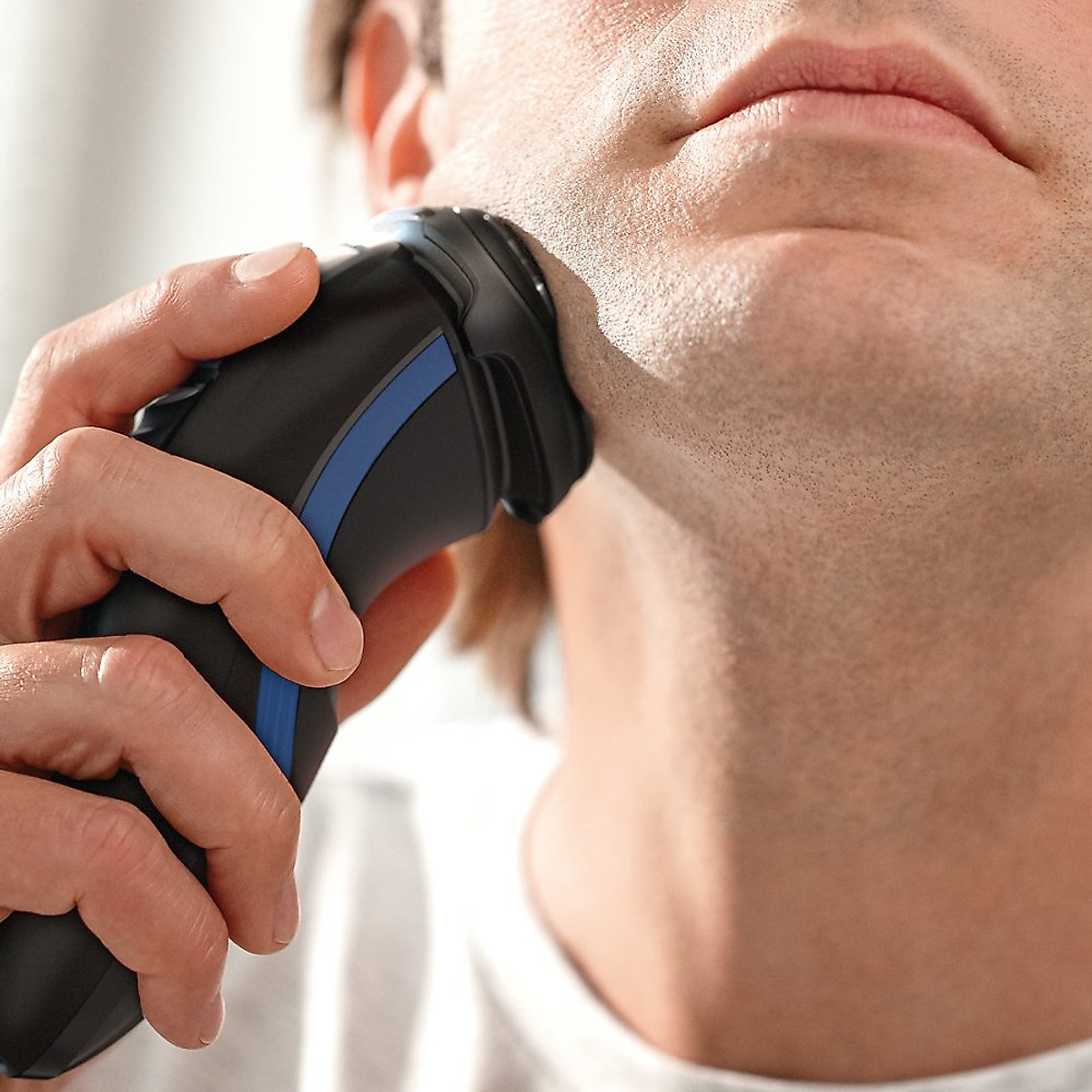 Philips Norelco S1560/81 Shaver 2100 Rechargeable Wet Electric Shaver, with Pop-up Trimmer, 0.851 Pounds