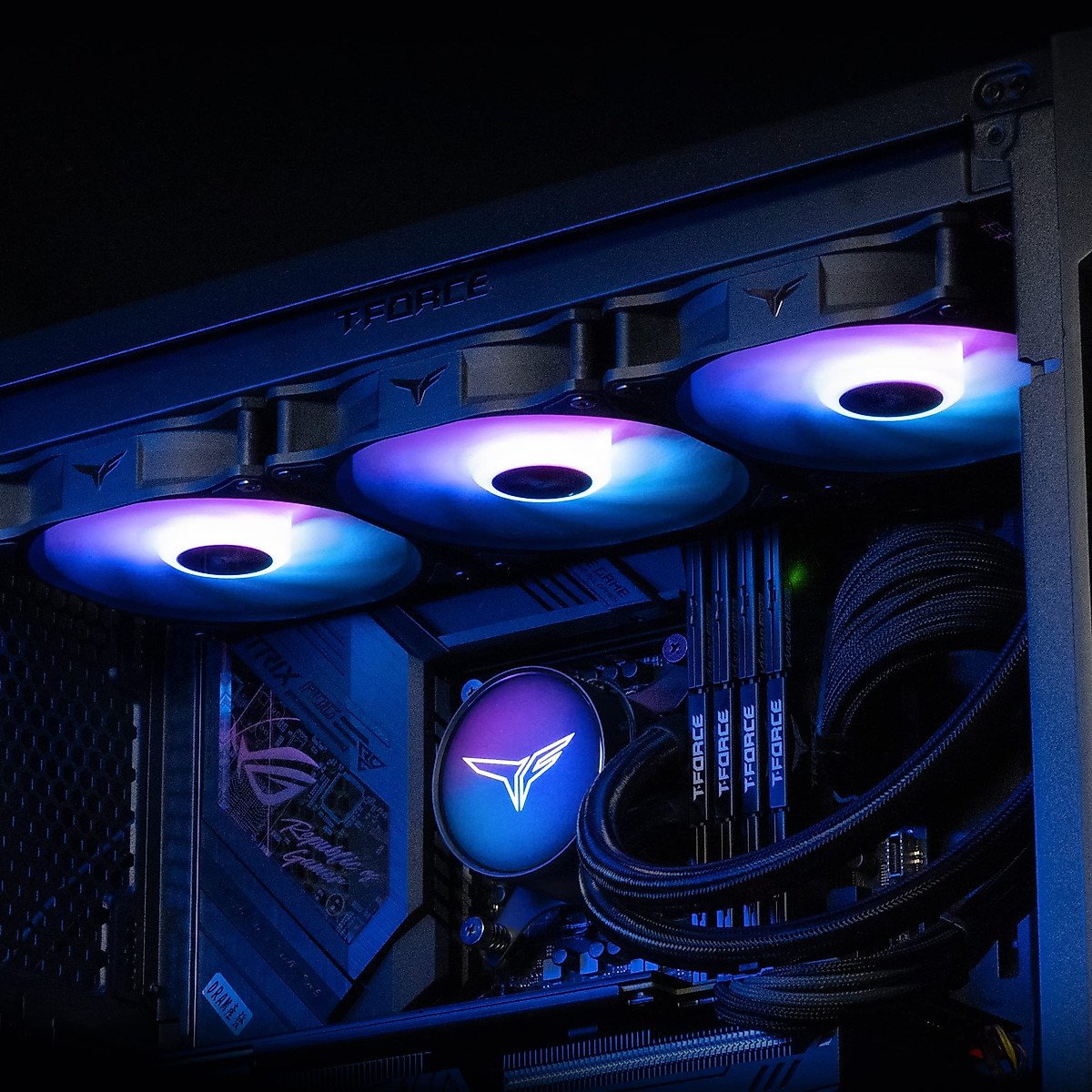 TEAMGROUP T-Force Siren GD360E AIO ARGB CPU Liquid Cooler Compatible with AMD Ryzen/Intel (LGA1700), All-in-One 4000 RPM Pump, Fan Speed 600-2000 RPM, Thin Nylon x Rubber Tubes, Black TB130502