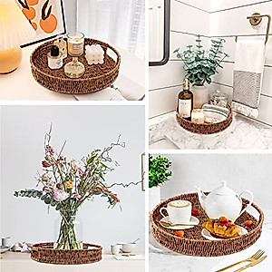 Set of 2 Rattan Serving Tray Round Rattan Basket Trays with Handles for Breakfast, Large Woven Decorative Tray for Coffee Table, Kitchen, Bathroom (12.6in + 13.8in)