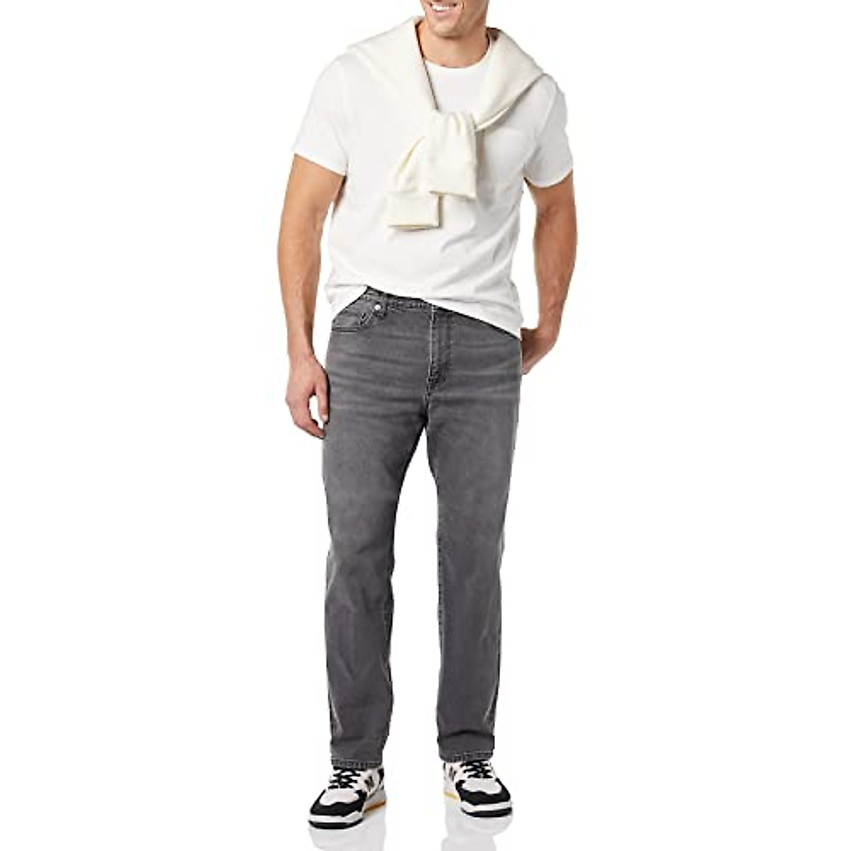 Amazon Essentials Men's Straight-Fit Jean, Washed Grey, 34W x 33L