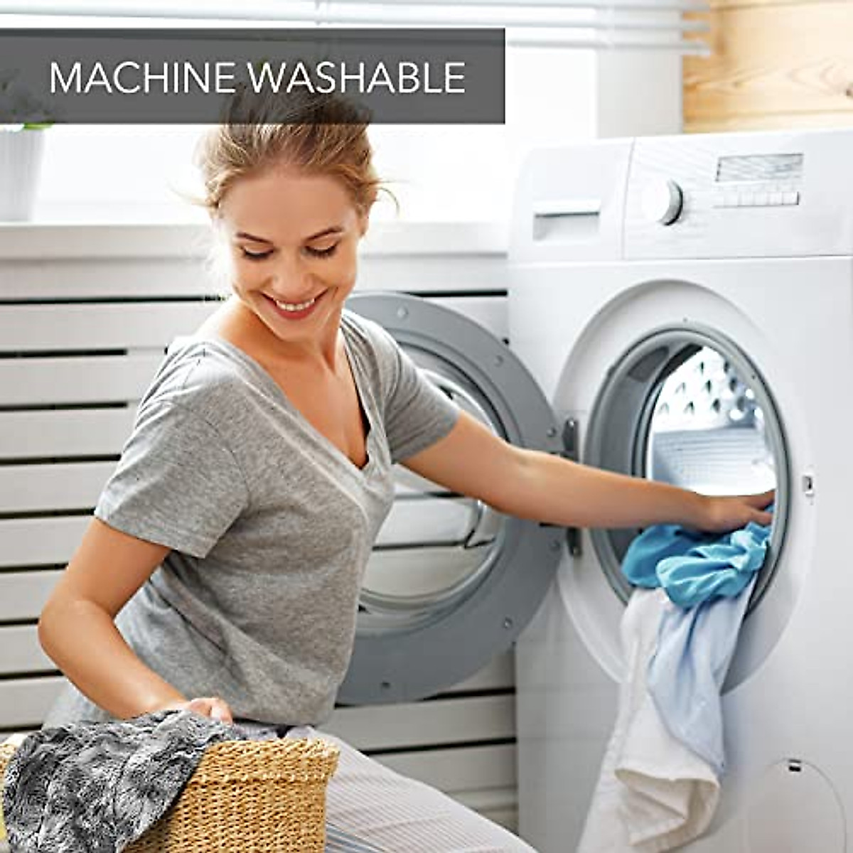 Luxury Plush Blanket - Cozy, Soft, Fuzzy Faux Fur Throw Blanket for Couch - Ideal Comfy Minky Blanket for Adults for Cold Nights by Everlasting Comfort