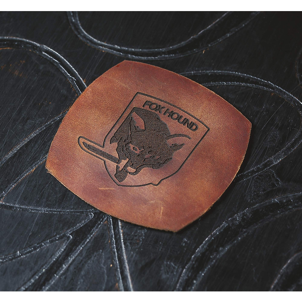 Handcrafted Whiskey Gift Set with Custom Glass, Engraved Wood Box, and Leather Coaster - Stylish Gifts for Game Fan - Unique Present for Him (Fox Hound)