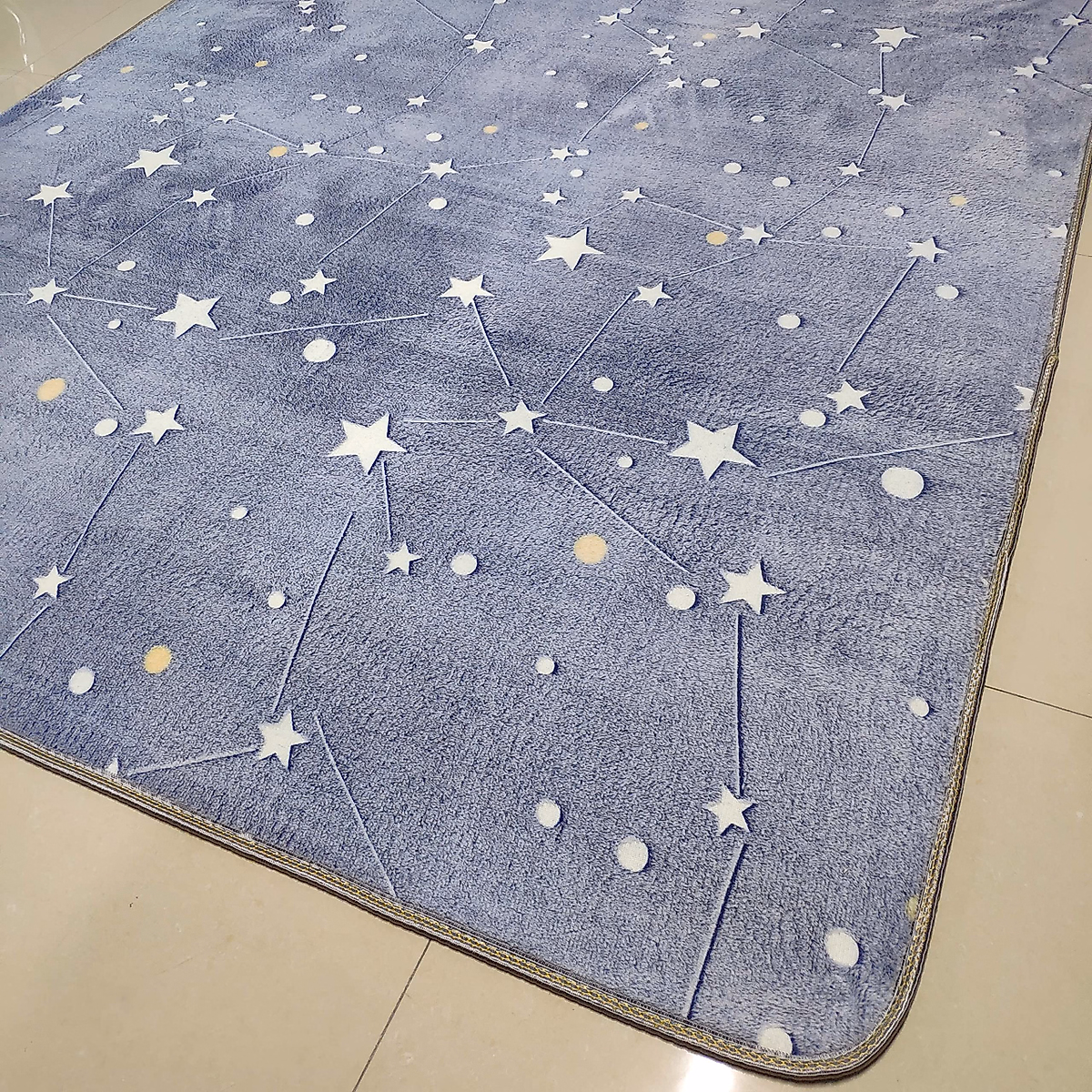 Gefosin Luminous Area Rug Glow in The Dark for Bedroom Living Room, Unique Soft Washable Modern Indoor Rugs for Children Dorm Home Decor, Blue Galaxy 2x4 Feet