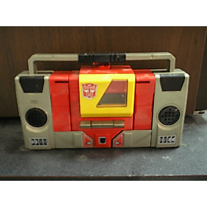 Transformers Takara Re-Issue Collector's Edition #21 Blaster with Steeljaw [Toy]