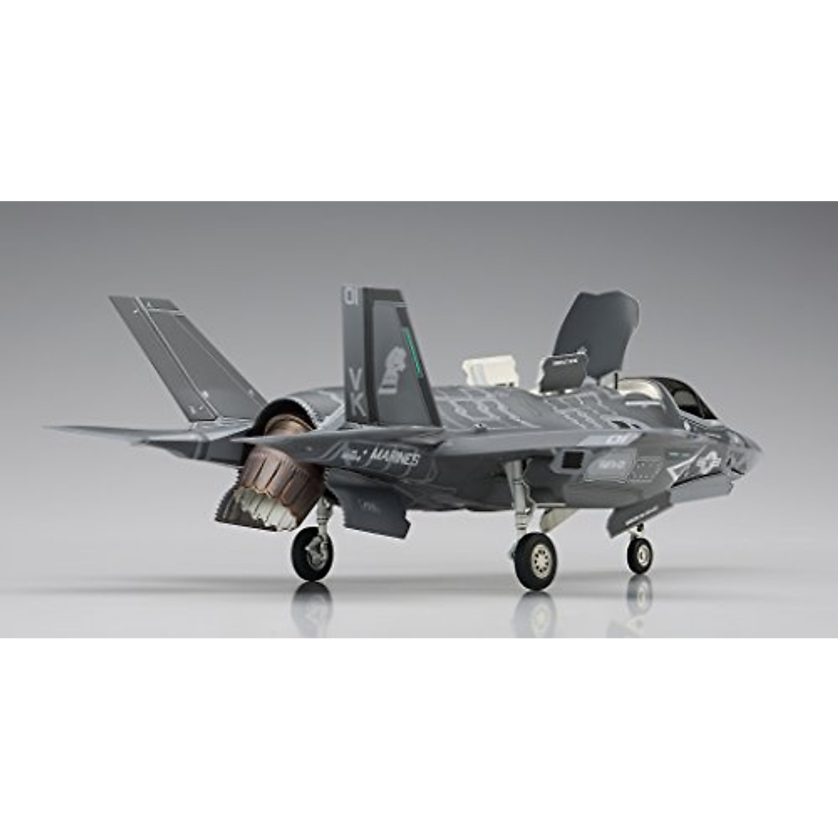 Hasegawa HAE46 F-35 Lightning II B Version US Marine Model Kit, 1:72 Scale