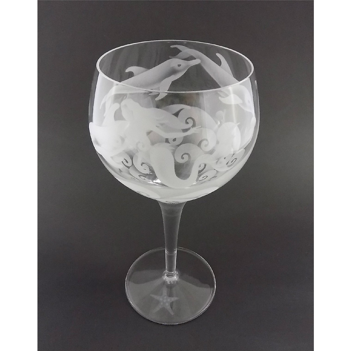 IncisoArt Hand Etched Italian Crystal Goblet Sandblasted (Sand Carved) Handmade Wine Water Glass Engraved (Mermaid Dolphins, 500 Milliliter (17 Ounce) Red Wine)