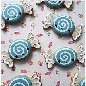 Christmas Candy Cookie Cutter, 3.75" Made in USA by Ann Clark