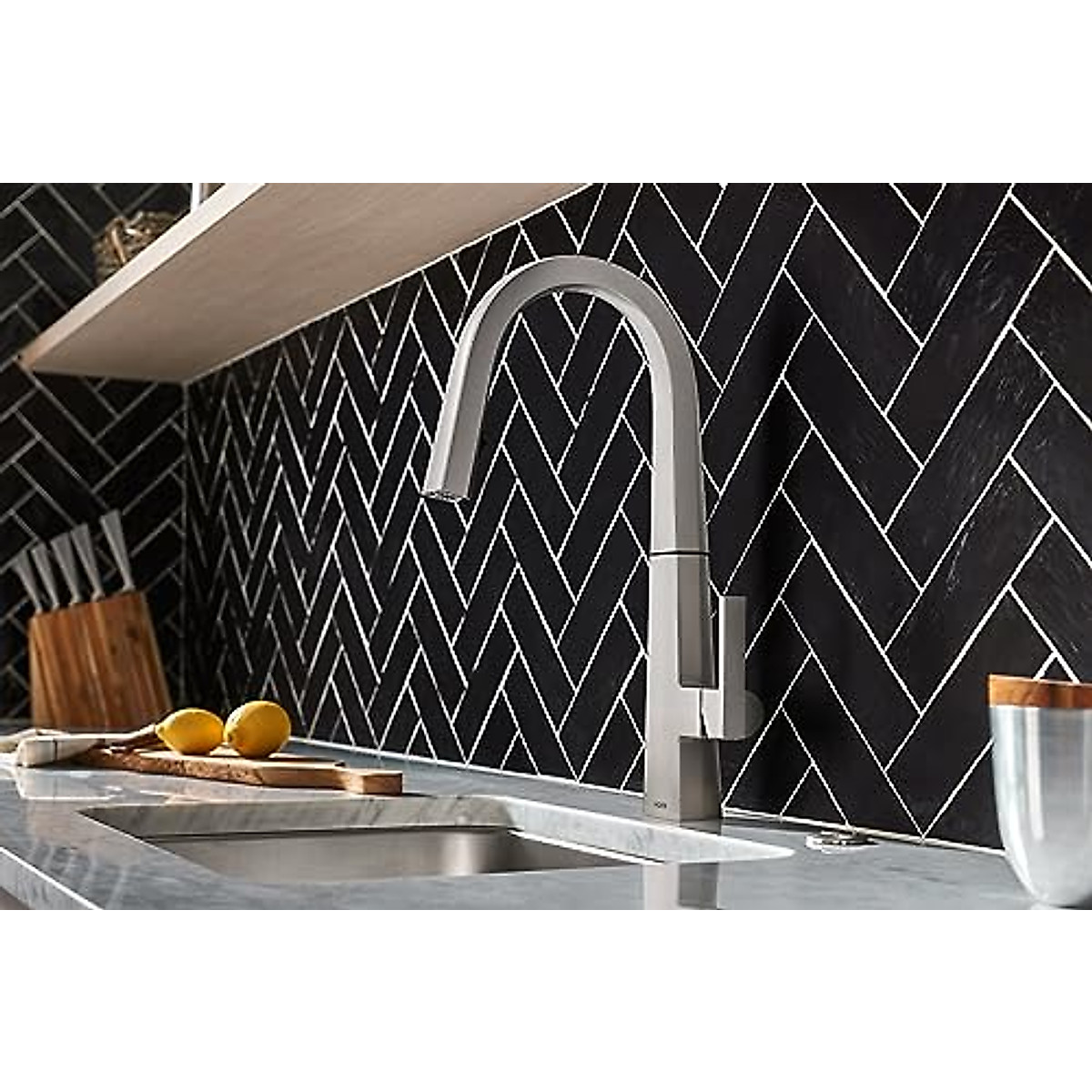 Moen Nio Spot Resist Stainless Contemporary Smart Faucet Touchless Pull Down Sprayer Kitchen Faucet with Voice Control and Power Boost, S75005EVSRS