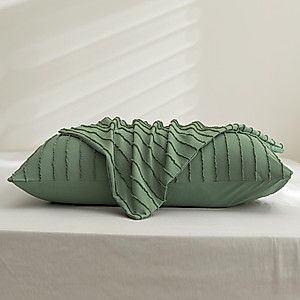 JELLYMONI 2 Pack Green Pillowcases Standard Size, Soft Microfiber Striped Tufted Pillow Covers with Envelope Closure (Pillows are not Included)