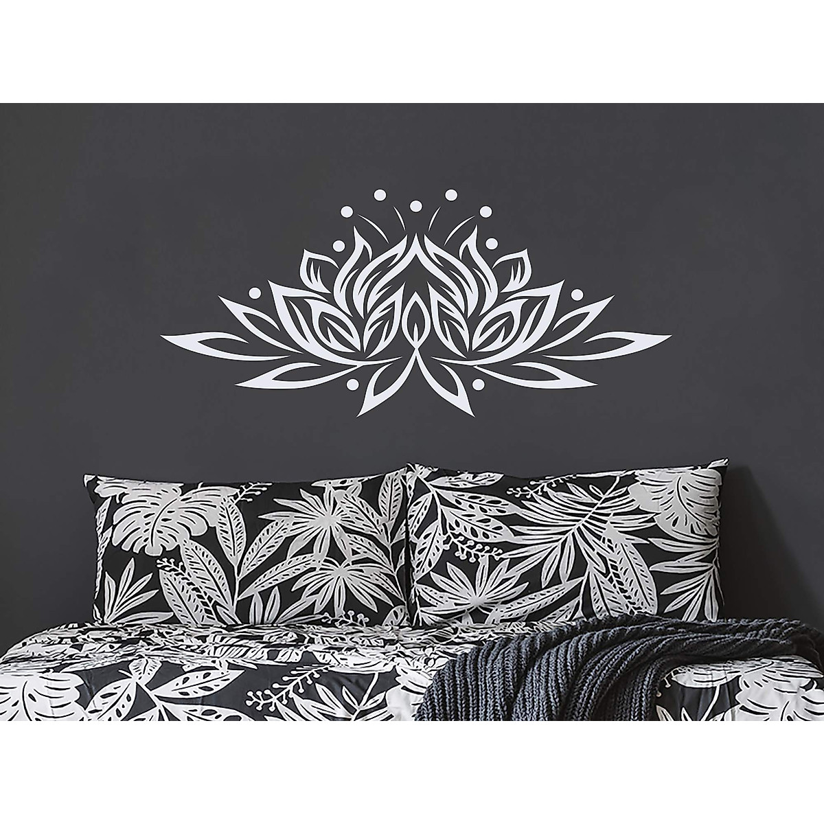 Lotus Flower Wall Decal. Yoga Studio Wall Decor. Bohemian Vinyl Sticker. Mandala Decals. Namaste Bedroom Wall Decor С813