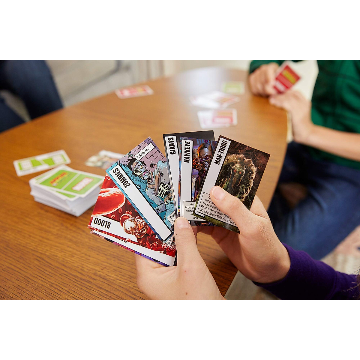 Apples to Apples: Marvel Edition Board Game of Amazing Combinations for 4 to 8 Players Ages 12 Years & Older, Gift for Kid, Adult or Family Game Night