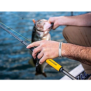 Abu Garcia 7’ Jordan Lee Fishing Rod and Reel Baitcast Combo, 5 +1 Ball Bearings with Lightweight Graphite Frame & Sideplates, Durable Construction,Yellow/Grey