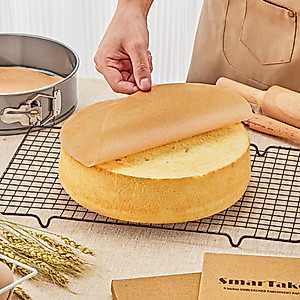 SMARTAKE 200 Pcs Unbleached Parchment Paper Baking Sheets Round, 8 Inches Non-Stick Precut Baking Parchment, Perfect for Baking Grilling Air Fryer Steaming Bread Cup Cake Cookie and More