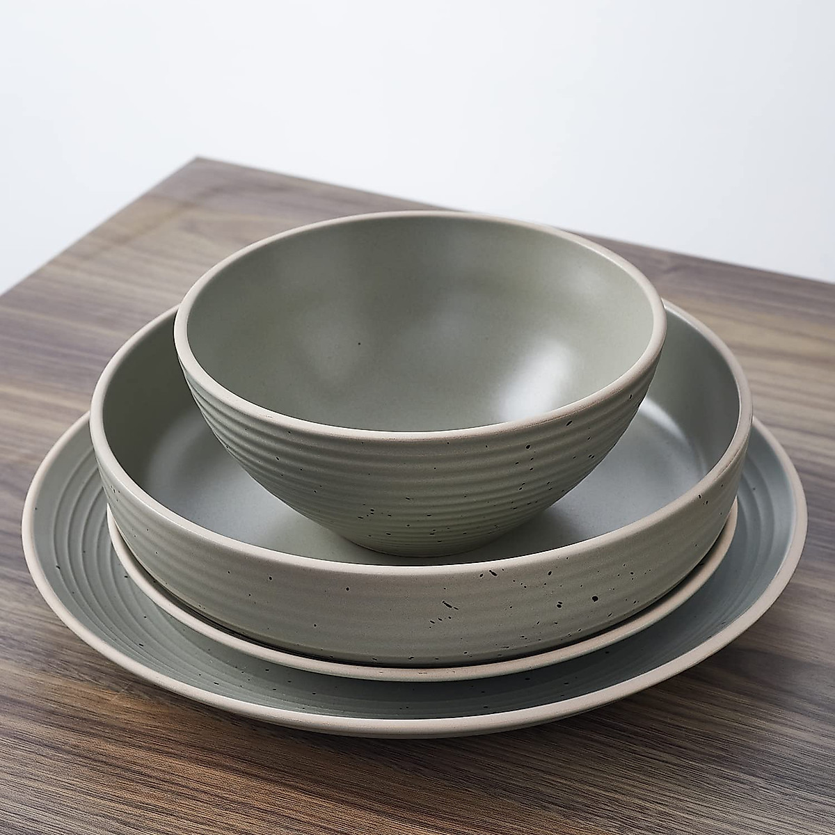 Stone Lain Lauren Modern Stoneware 32-piece Round Dinnerware Set, Plates and Bowls Set, Dish set for 8, Green