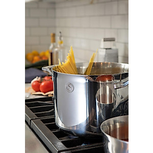 SAVEUR SELECTS Tri-ply Stainless Steel 8-Quart Stock Pot with Lid, Induction-ready, Dishwasher Safe, Voyage Series