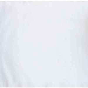 Displays2go 13.5-Feet Long Box Pleated Table Skirt, 162-Inch x 29-1/4-Inch, White (BXSKTWHT13)