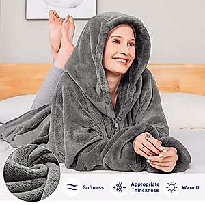 BOBOR Sweatshirt Blanket, Oversized Wearable Hoodie Fleece Blanket with Large Front Pocket for Adults, Men, Women, and Kids, Super Soft Fuzzy Warm Comfortable Flannel Blanket（Light Gray）