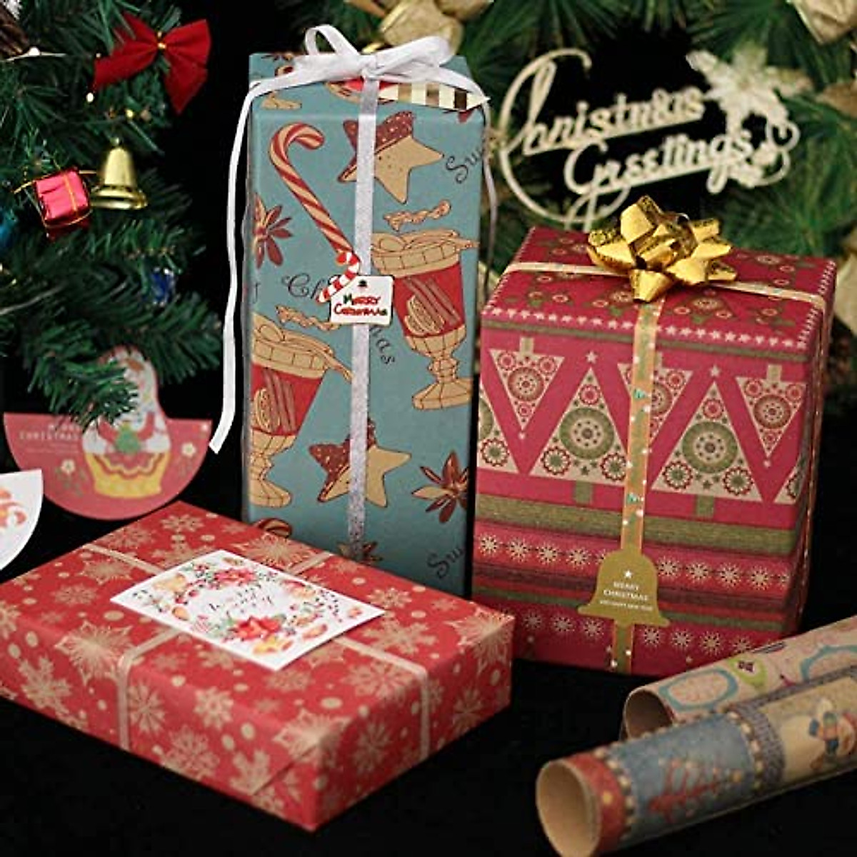 SmoTecQ Christmas Gift Wrapping Paper, Made from Recycled Kraft Paper, 10 Pack 70X50CM Folded Sheets with 10 Gift Tags