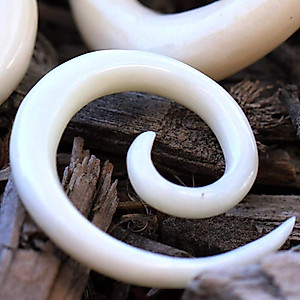 Organic White Buffalo Bone Spiral Taper (00GA)