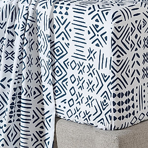 Indigo Ink - Full Size Sheet Set, 4-Piece Boho Geometric Patterned Bedding, Soft & Wrinkle Resistant (White Denim Collection, Navy Blue)